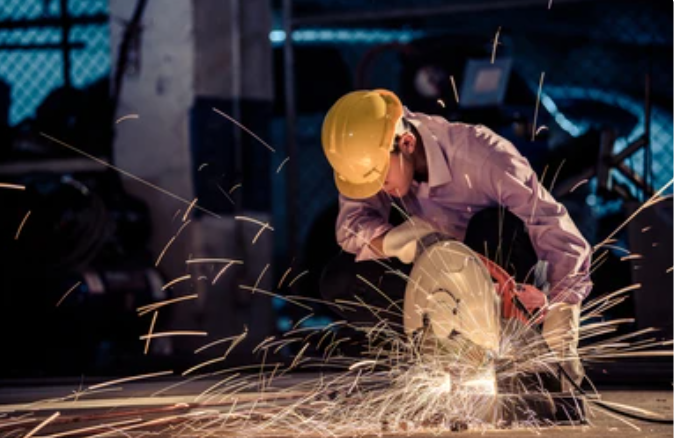 A Complete Overview of CNC Machining Vs Manual Machining - Custom ...